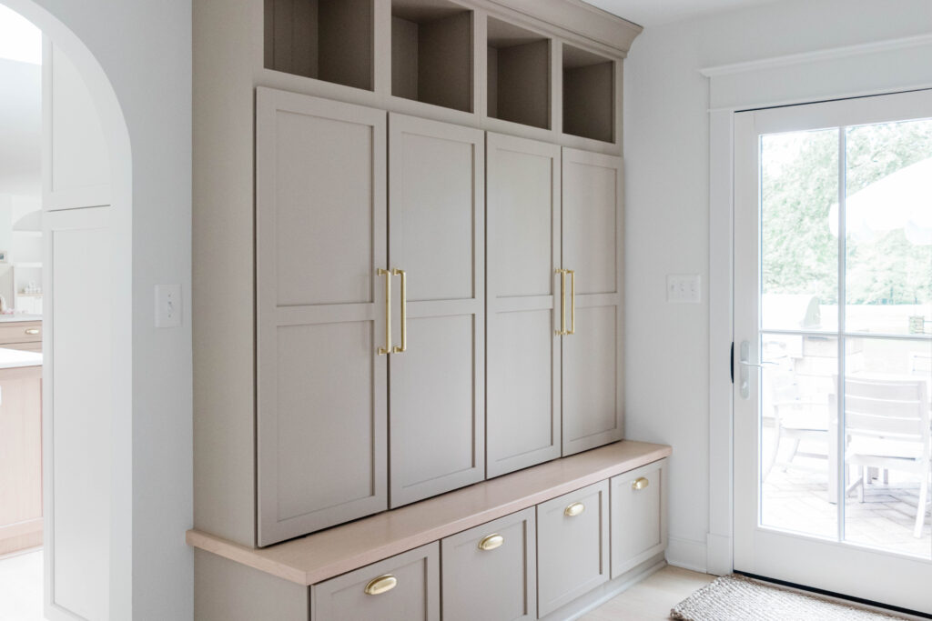 How to Design Your Mudroom with Lockers [Perfect Dimensions Included] - Neutral Home Design